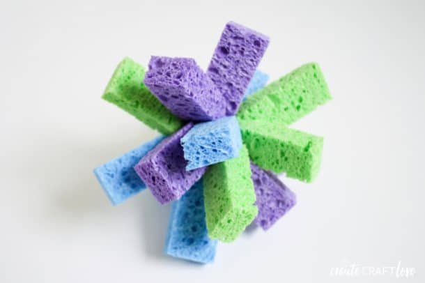 Sponge Ball Water Fight | Fun Summer Kids Activity